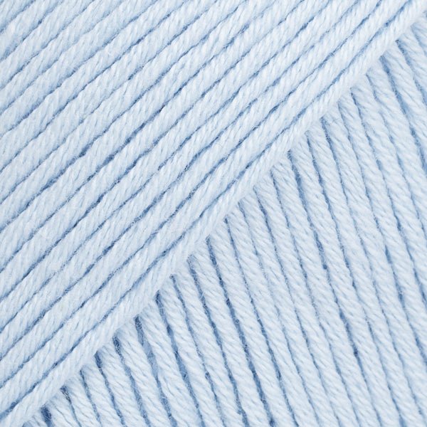 SAFRAN UNI COLOUR 76 powder blue – CamelliaYarns